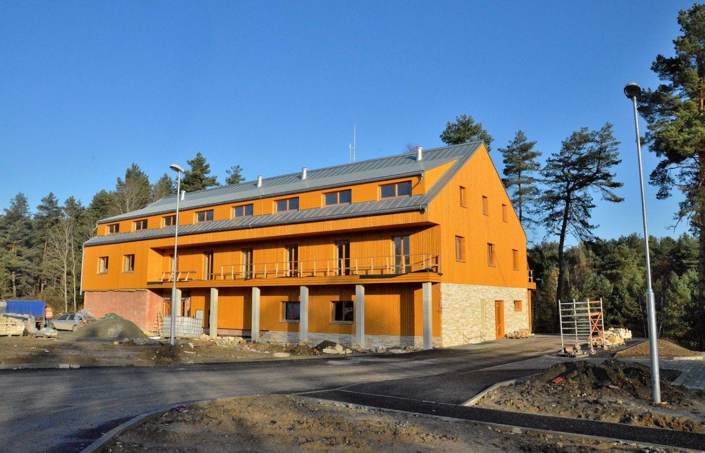 Baustadtlanka - MULTIFUNCTIONAL BUILDING IN EUROPE